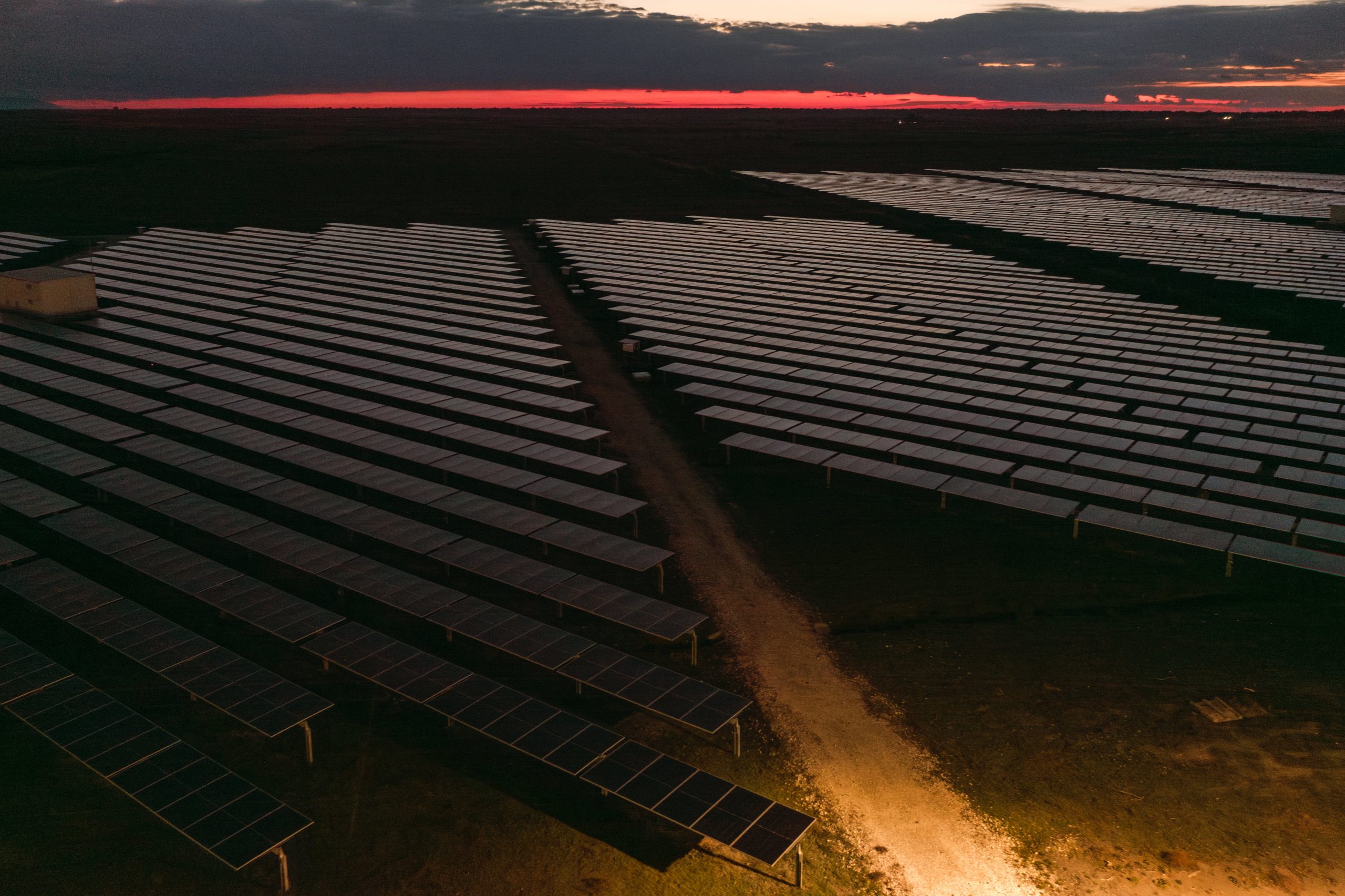 Development & Management of Photovoltaic Parks – Ez5 Energy